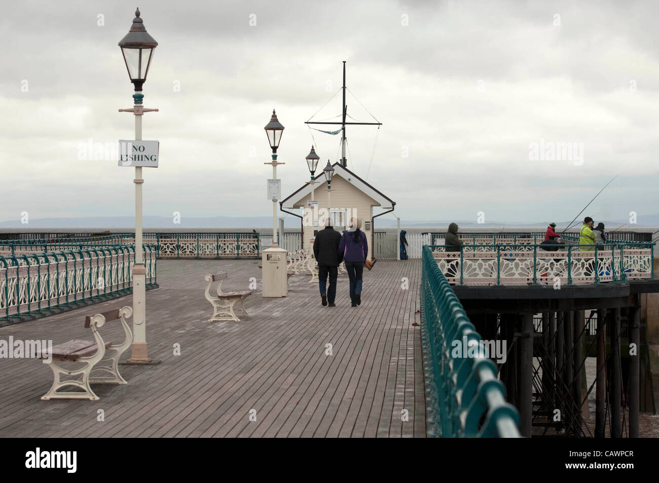 Penarth pier fishermen hi-res stock photography and images - Alamy