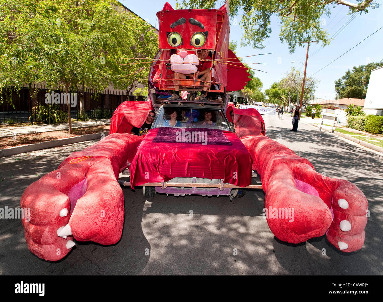 2012 rose parade float hi-res stock photography and images - Alamy