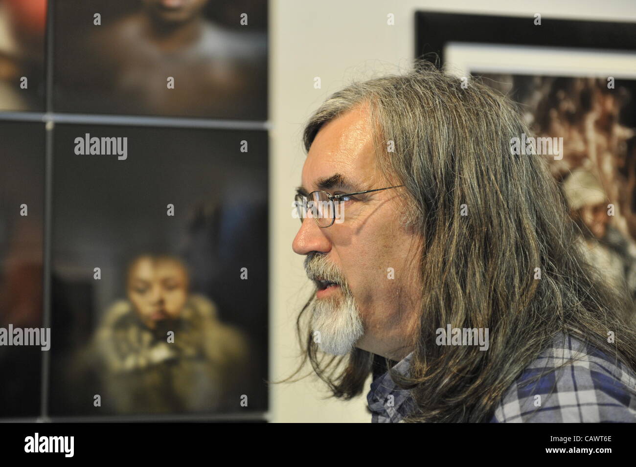 Photographer Mark Andres, with Box Portrait of Marion Sheppard to his ...