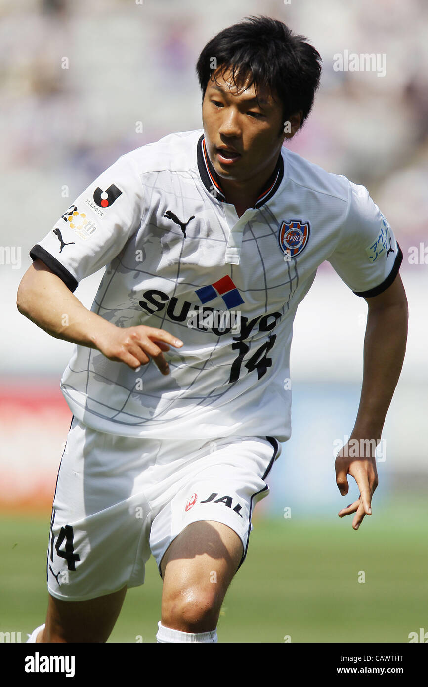 Sho Ito (S-Pulse), April 28, 2012 - Football / Soccer : 2012 J.LEAGUE ...