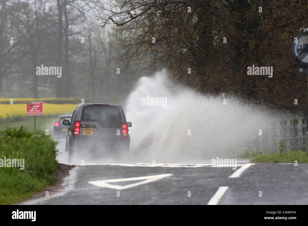 Huge puddle of rain water hi-res stock photography and images - Alamy