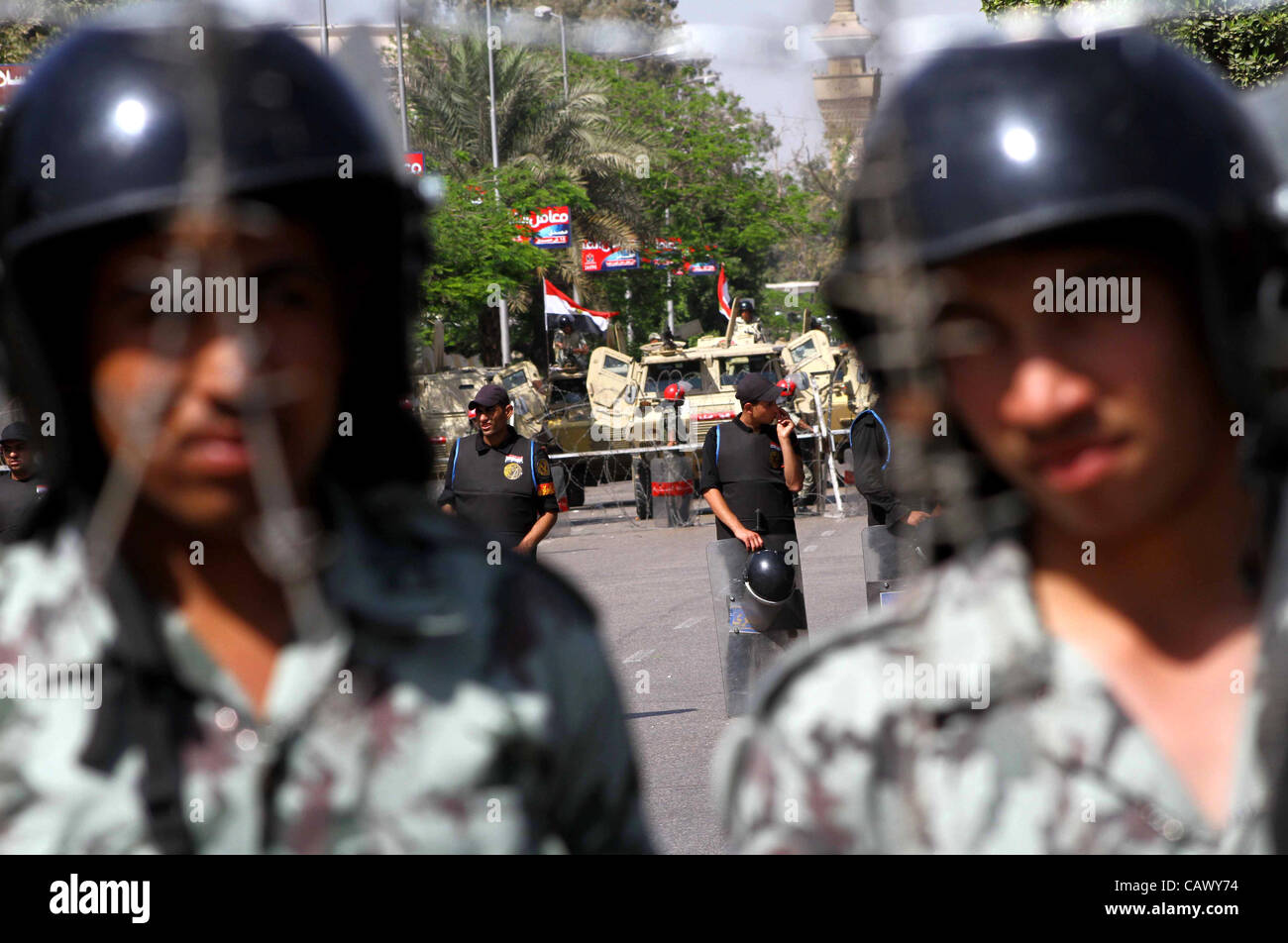 Egyptian ministry of defence hi-res stock photography and images - Alamy