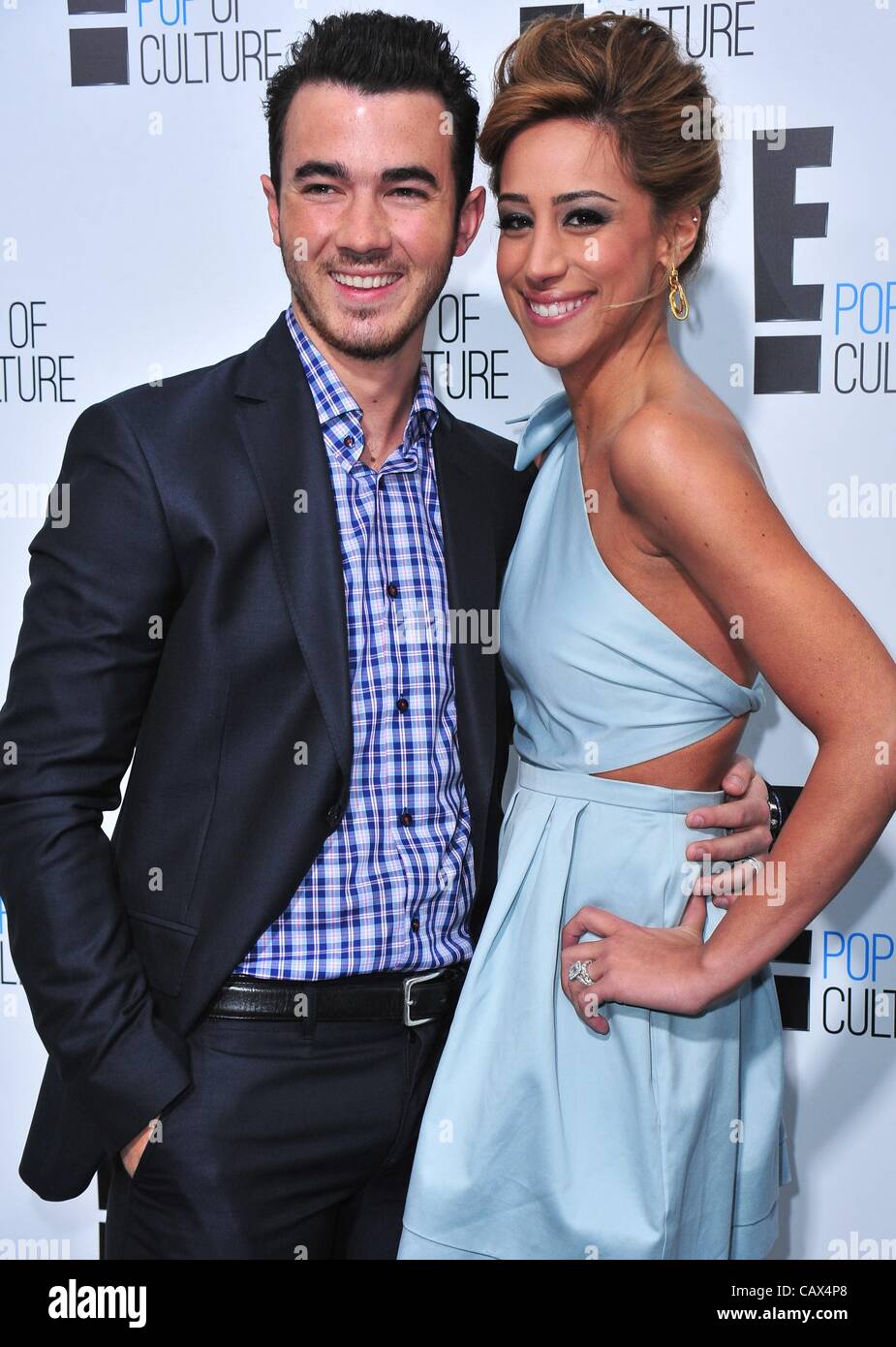 Kevin Jonas, Danielle Jonas at arrivals for E! Network Upfronts ...