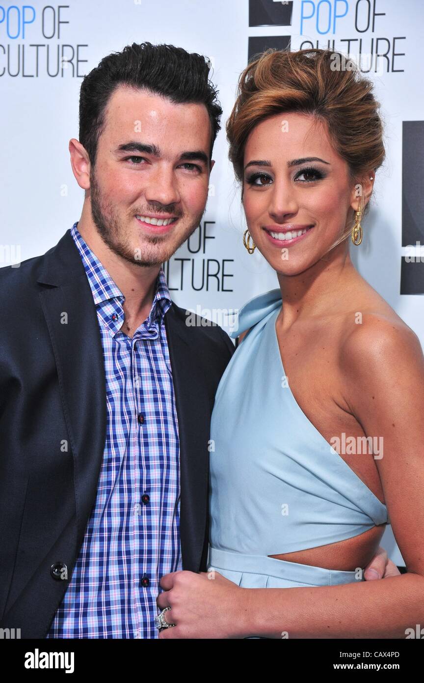 Kevin Jonas, Danielle Jonas at arrivals for E! Network Upfronts ...
