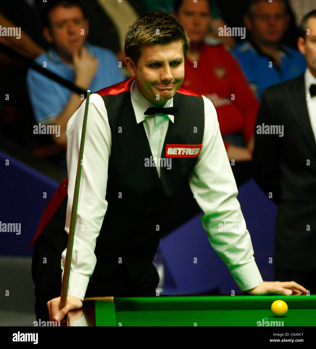 Snooker world snooker championships sheffield matthew stevens hi-res ...