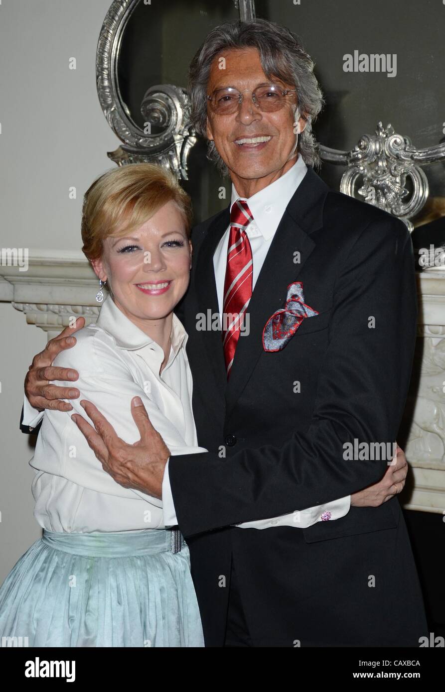 Emily Bergl, Tommy Tune at arrivals for Emily Bergl 'NY I Love You ...