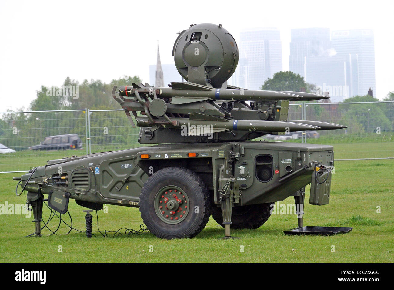 London, Uk. Thursday 3rd May 2012. Army Rapier missile batteries and ...