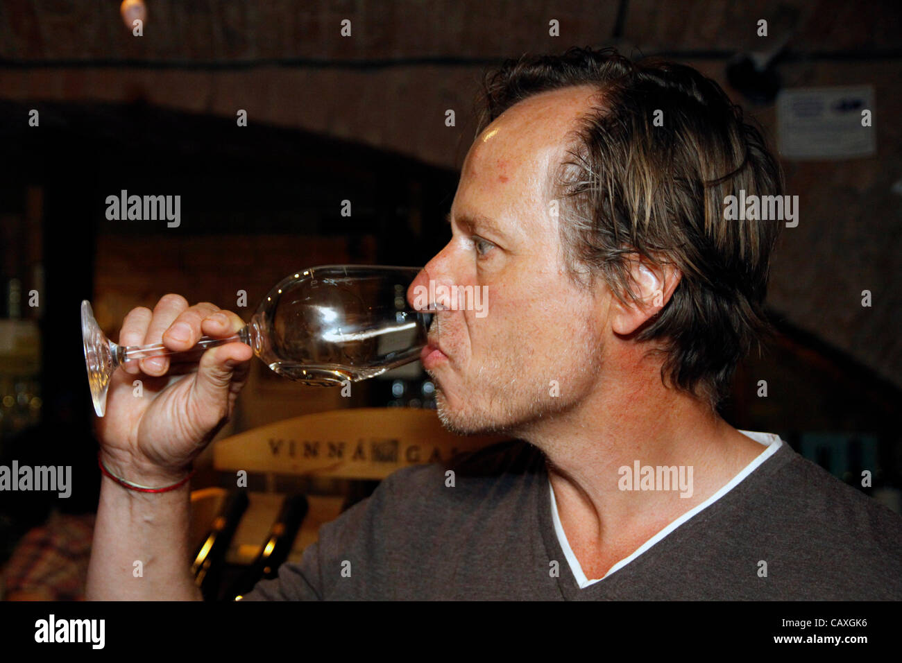 Actor Karel Roden introdeces his exclusive wines 2011 in the Gallery of ...