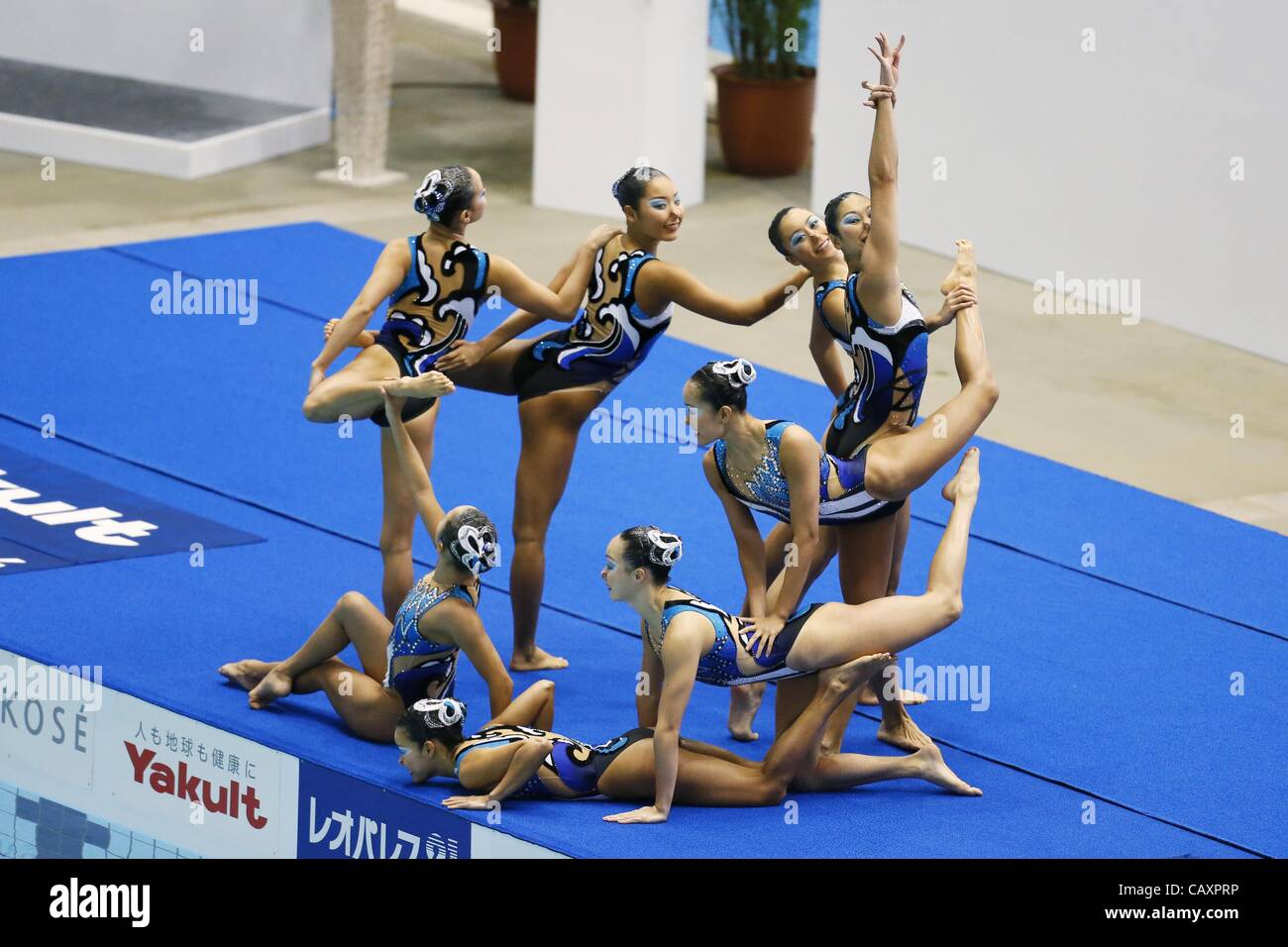 Japanese team in synchronized swimming hi-res stock photography and ...