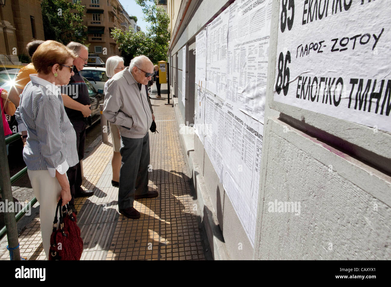 Greek Elections, Athens, Greece. 05.05.2012 Image shows an elderly ...