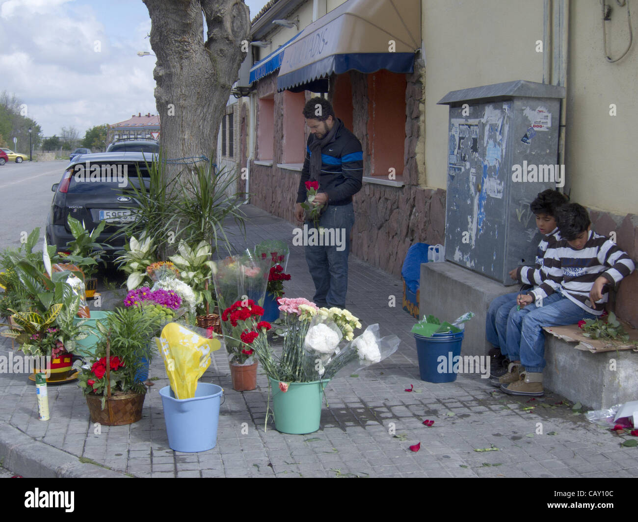 Poverty in madrid hi-res stock photography and images - Alamy