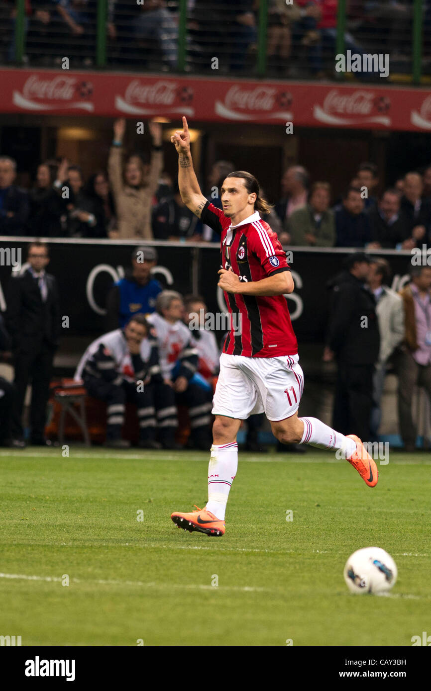 Zlatan goal ac milan inter hi-res stock photography and images - Alamy