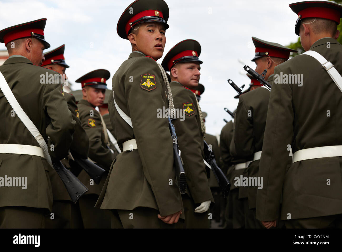 Russian army young soldiers hi-res stock photography and images - Alamy