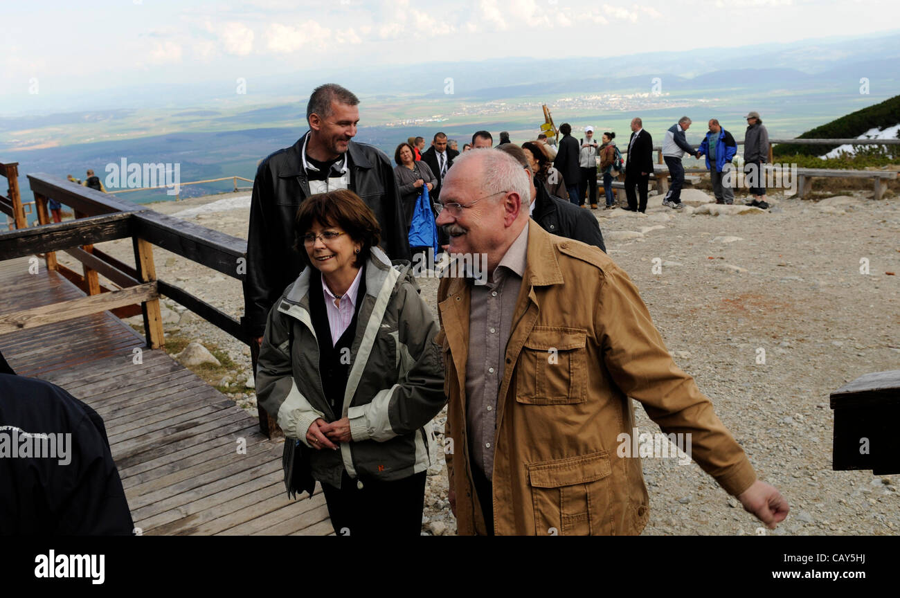 Slovak President Ivan Gasparovic and his wife Silvia Gasparovicova ...