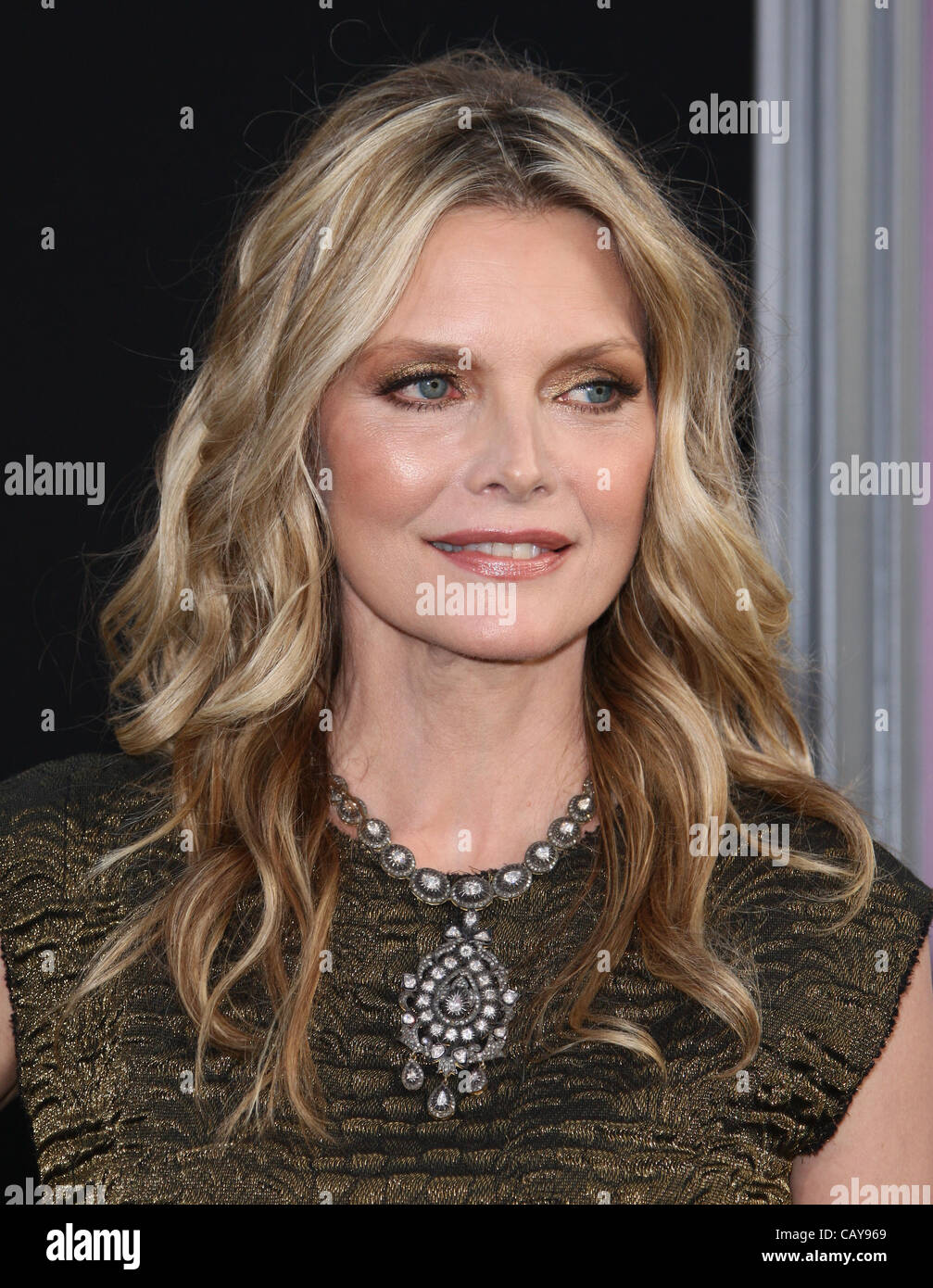 Michelle pfeiffer hollywood premiere hi-res stock photography and ...