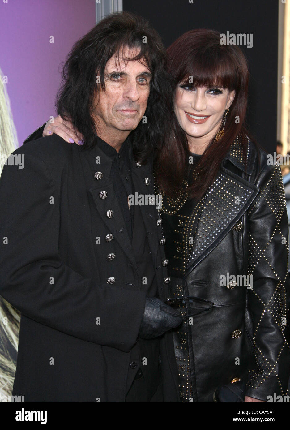 ALICE COOPER & GUEST DARK SHADOWS.LOS ANGELES PREMIERE HOLLYWOOD LOS ...