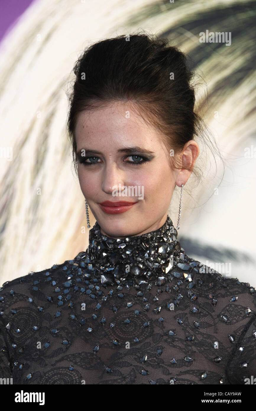 EVA GREEN DARK SHADOWS.LOS ANGELES PREMIERE HOLLYWOOD LOS ANGELES ...