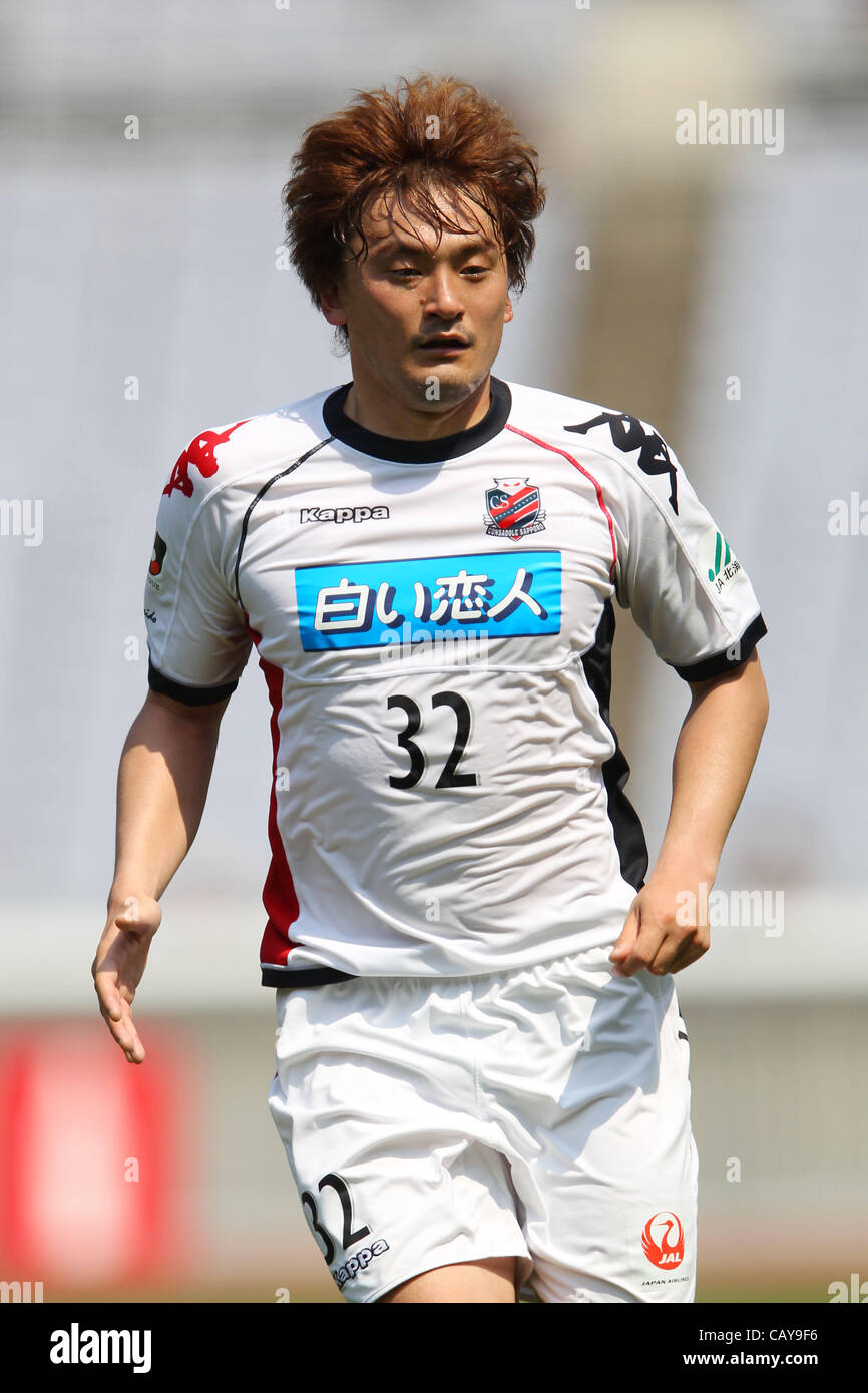 Yusuke Kondo (Consadole), MAY 6, 2012 - Football /Soccer : 2012 J ...