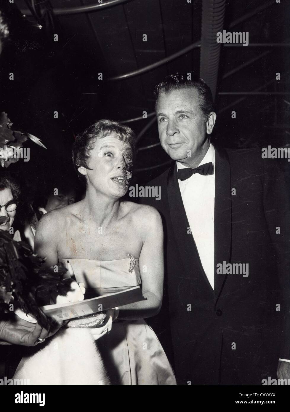 DICK POWELL.Supplied by Photos inc.(Credit Image: Â© Supplied By Globe ...