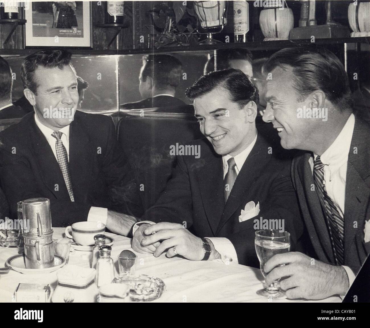 DICK POWELL.Supplied by Photos inc.(Credit Image: Â© Supplied By Globe ...