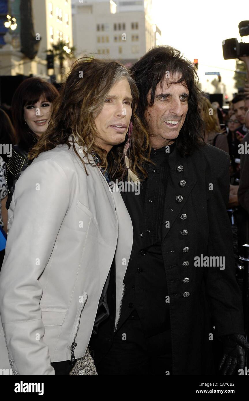 Steven Tyler, Alice Cooper at arrivals for DARK SHADOWS Premiere ...