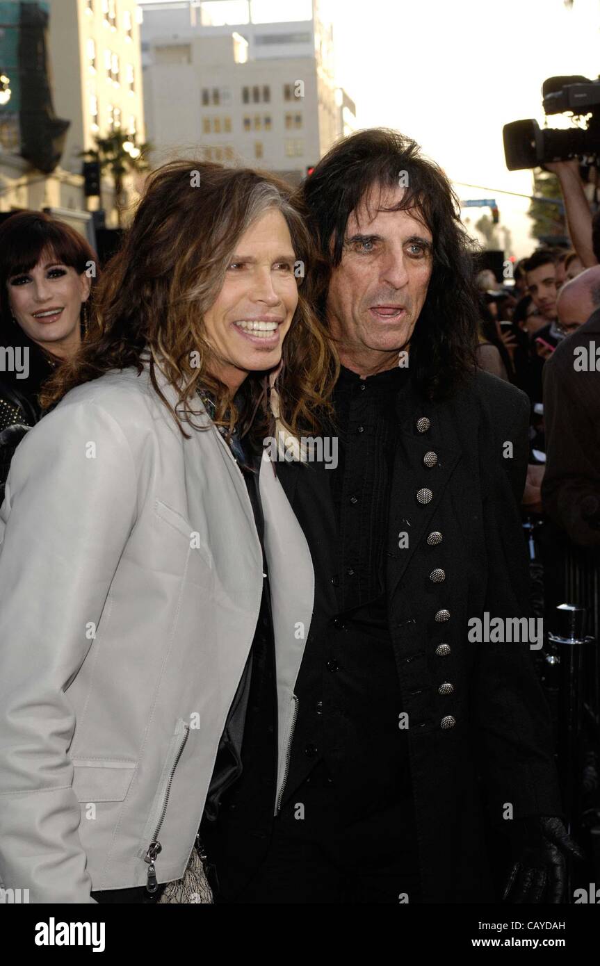 Alice cooper and steven tyler hi-res stock photography and images - Alamy
