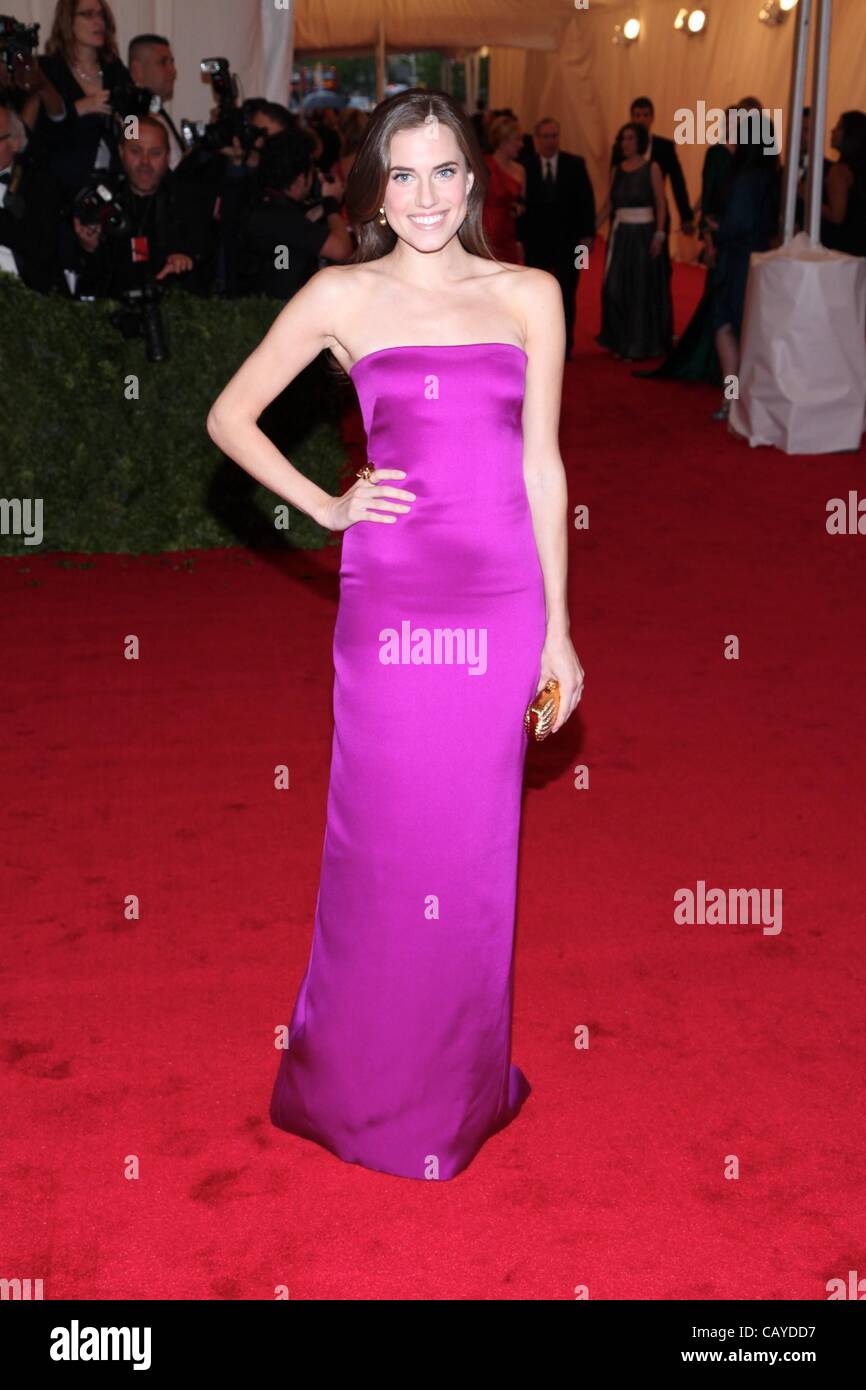 Alison Williams at arrivals for Schiaparelli and Prada: Impossible ...