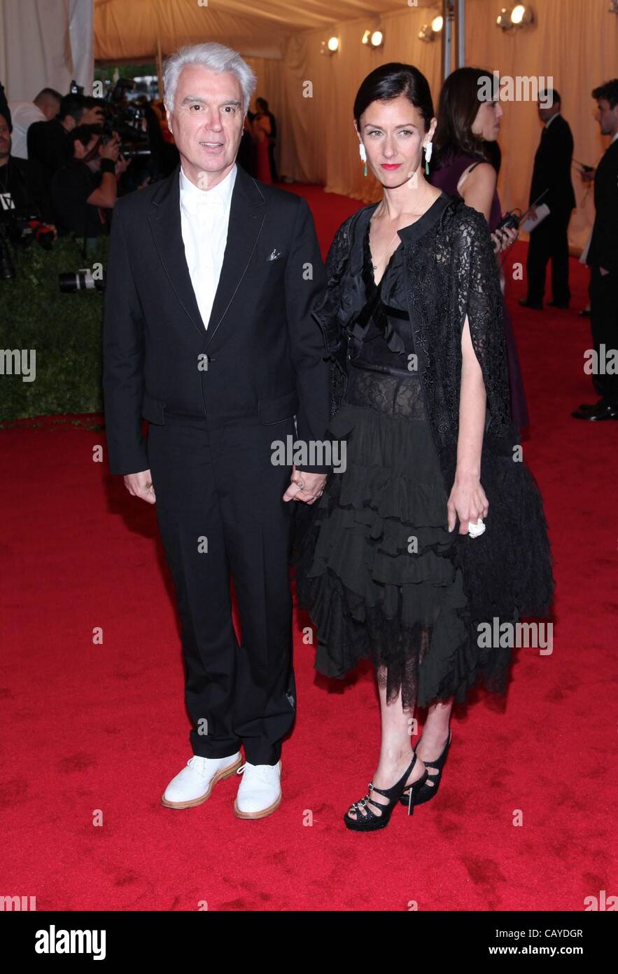 David byrne sally singer schiaparelli and prada hi-res stock ...