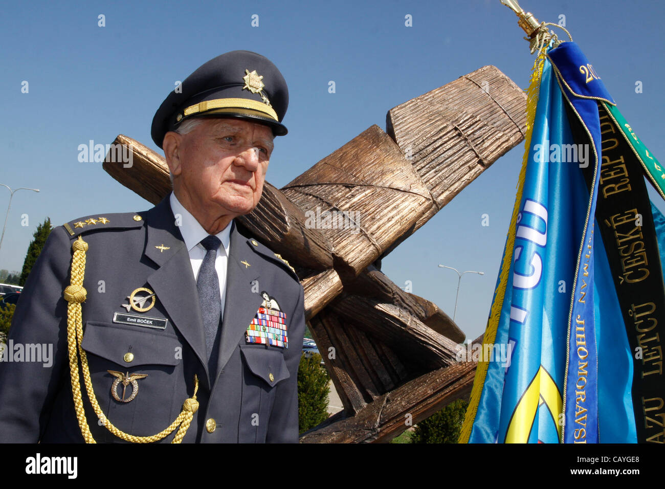 The statue commemorating the Czech and Slovak pilots of World War II ...