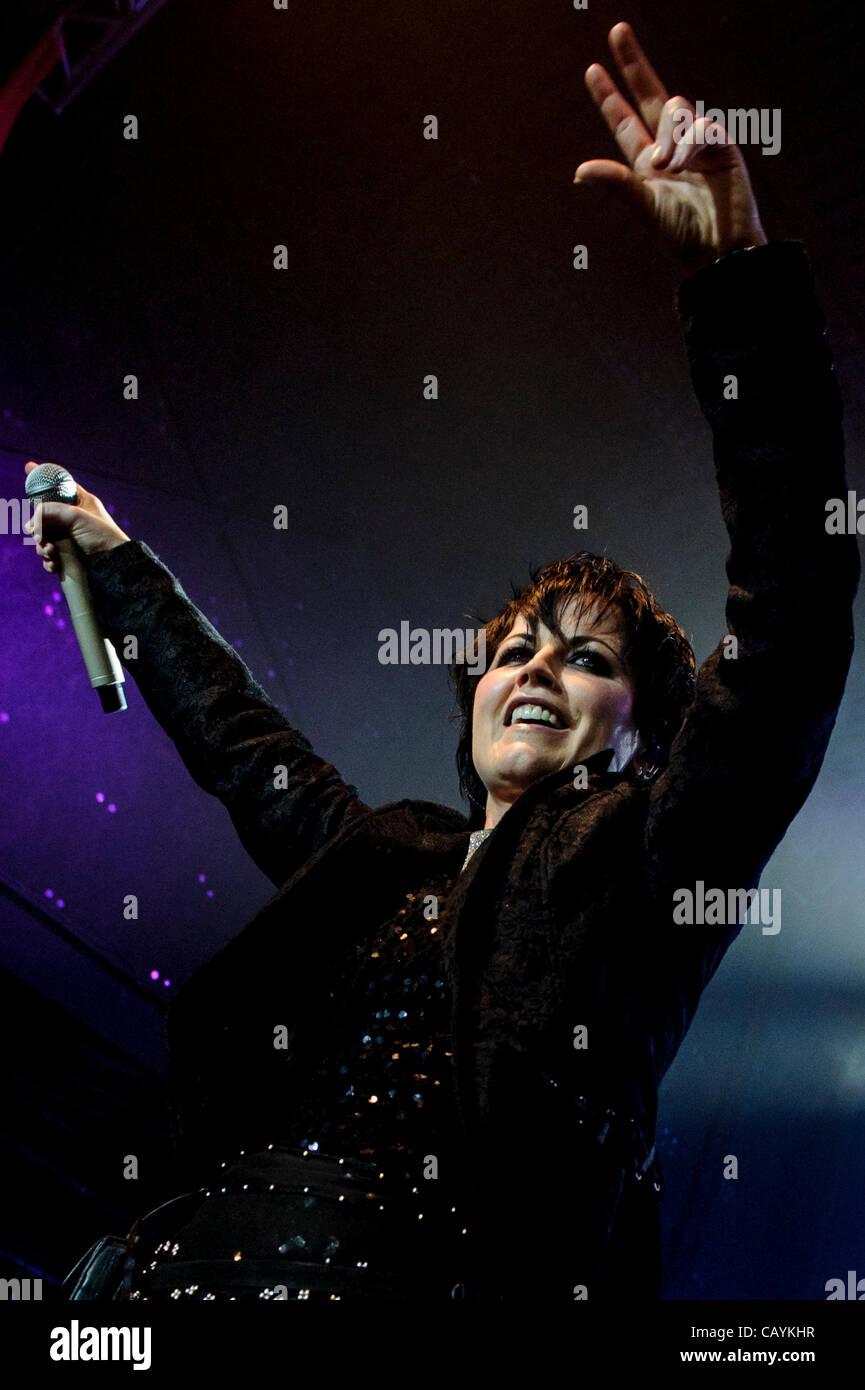 Female Irish Singer High Resolution Stock Photography and Images - Alamy