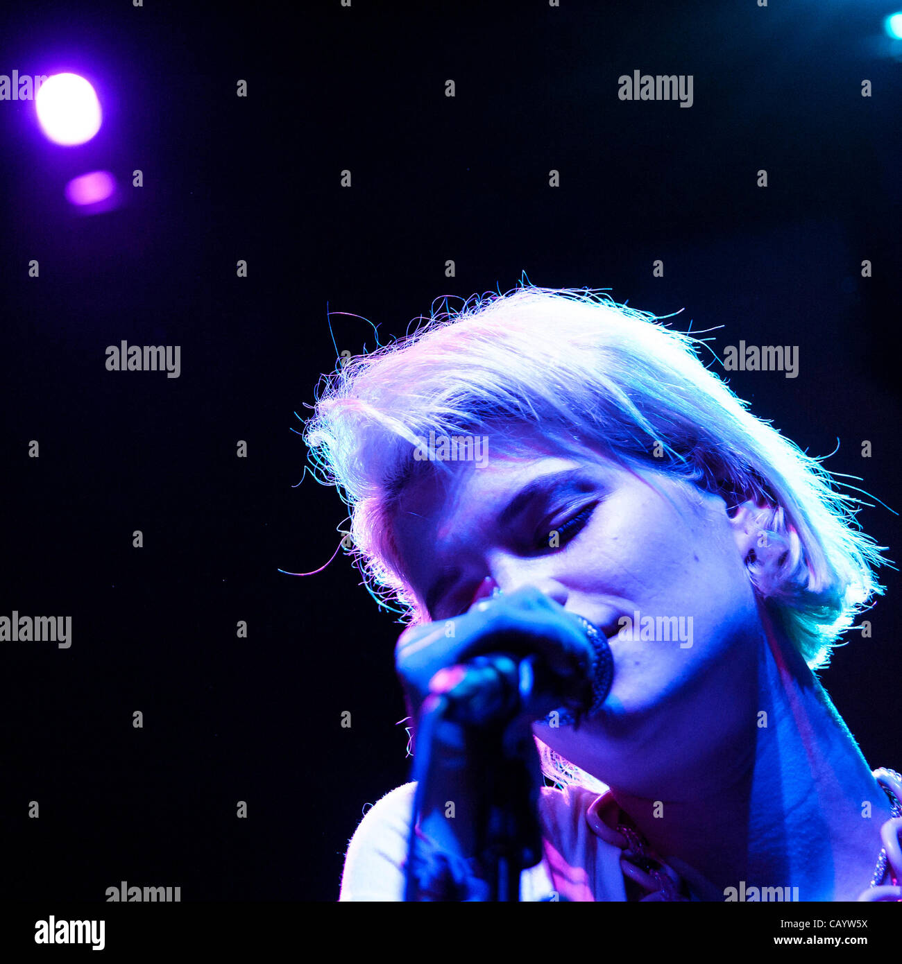 Violet plays The Haunt , Brighton on 10th May 2012 as part of The Great ...