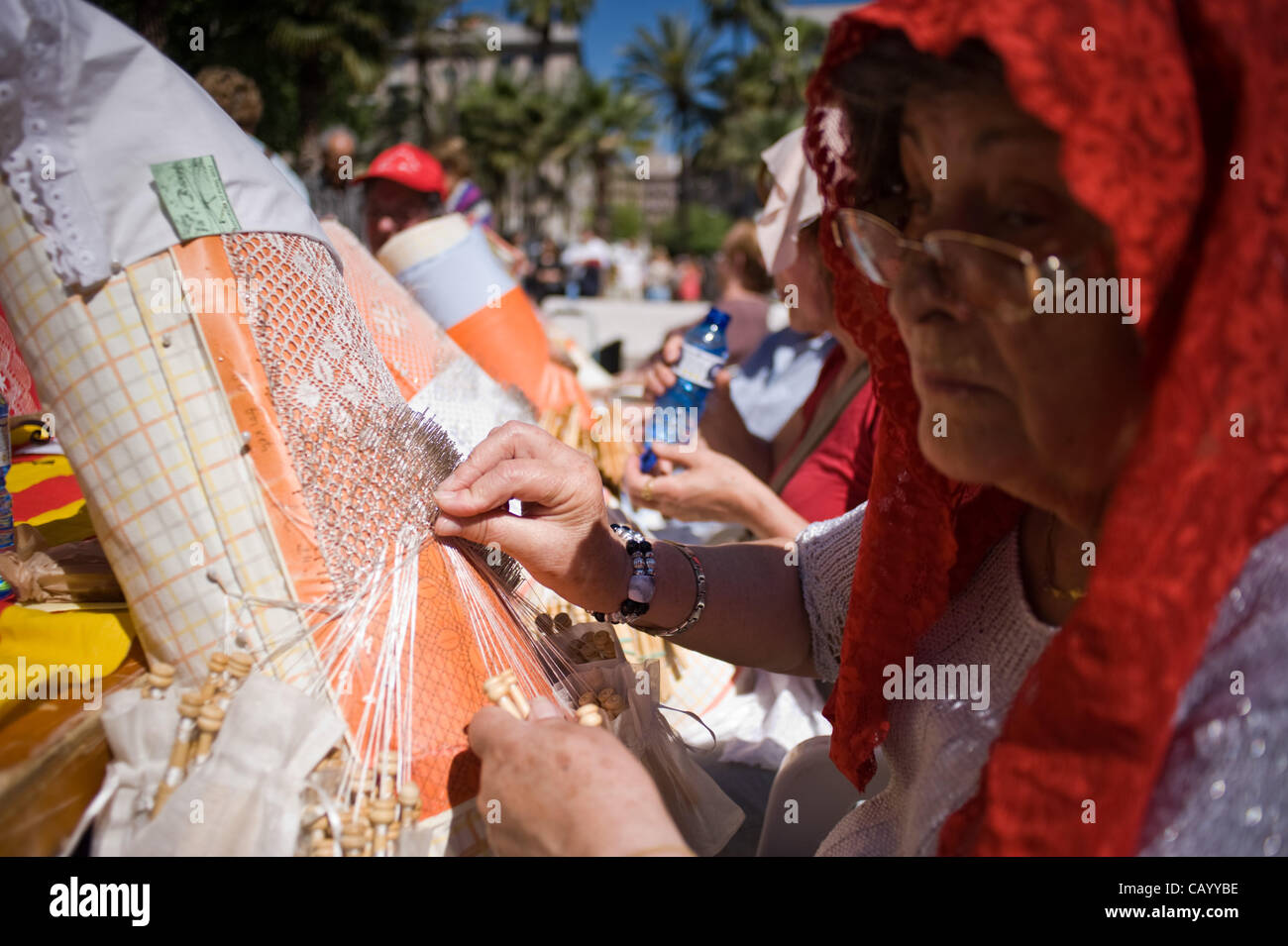Lace makers hi-res stock photography and images - Alamy