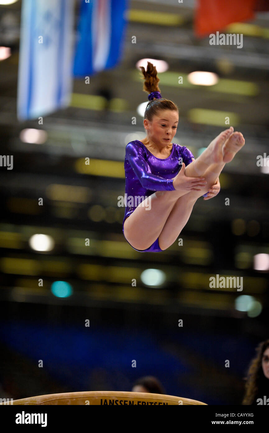 Angel womens hi-res stock photography and images - Alamy