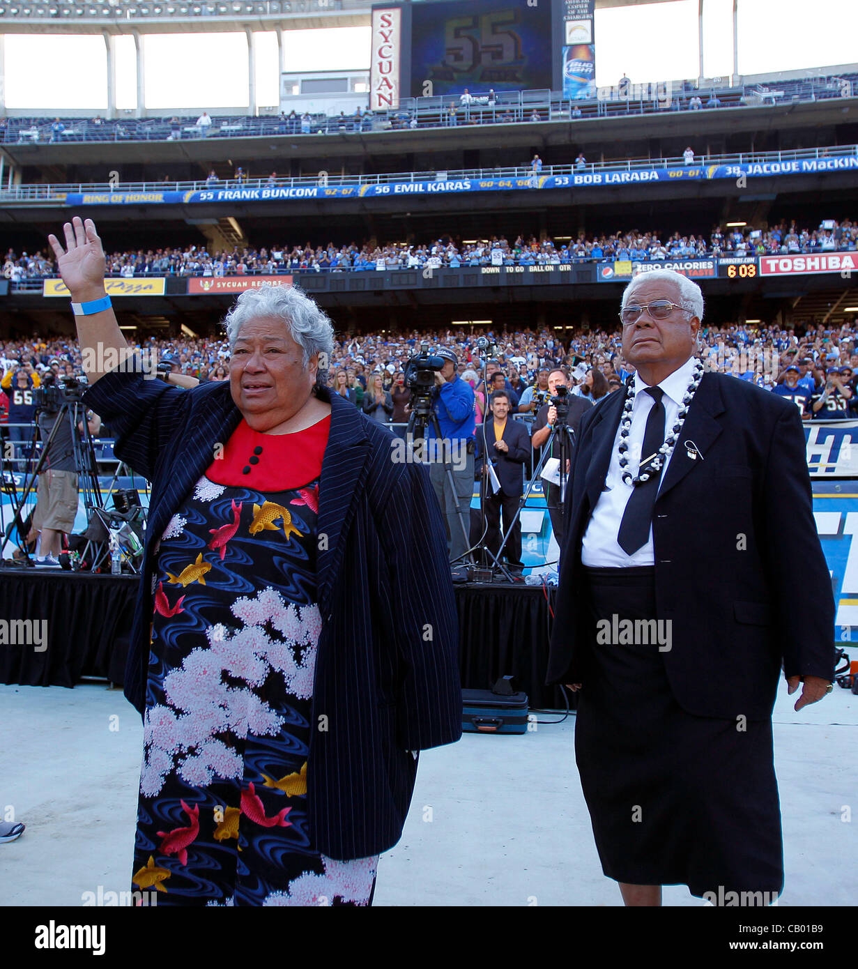 May 11, 2012 - | Junior Seau's parents Luisa, left, and Tiaina greet ...