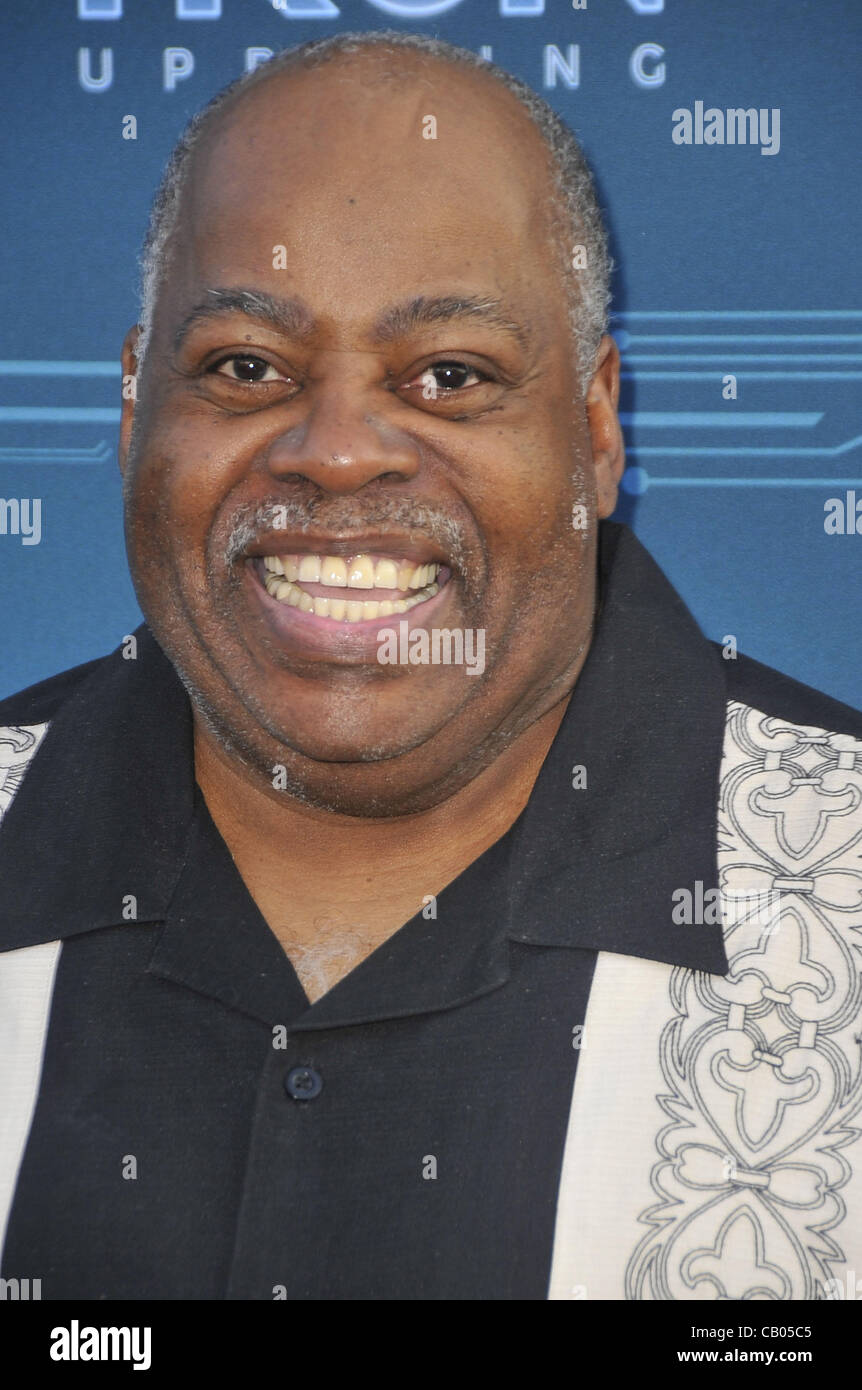 Reginald veljohnson hi-res stock photography and images - Alamy
