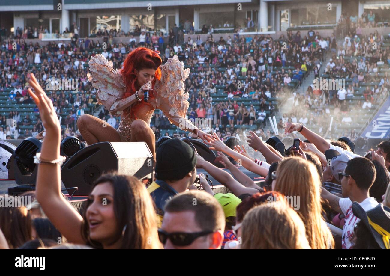 Neon Hitch on stage for KIIS FM WANGO TANGO 2012 - Concert, The Home ...