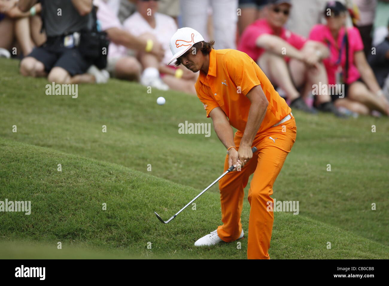 13.05.2012. Sawgrass N Carolina USA. Rickie Fowler chips out of a ...