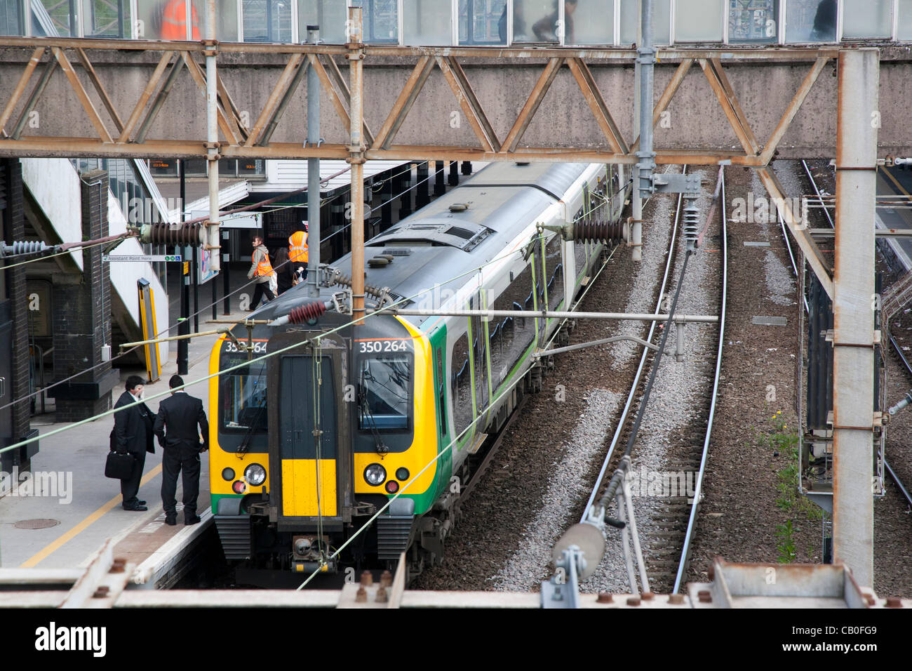 Northampton station hi-res stock photography and images - Alamy