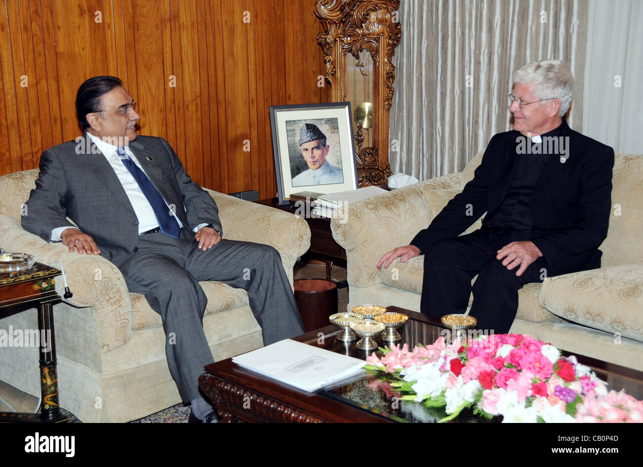 Father robert mcculloch hi-res stock photography and images - Alamy