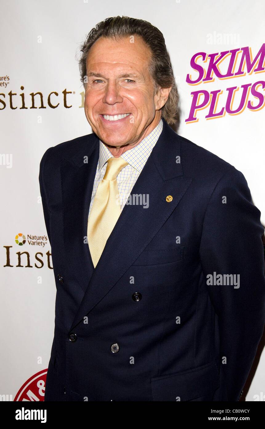 Bill Boggs at arrivals for The Friars Club Roast of Betty White ...