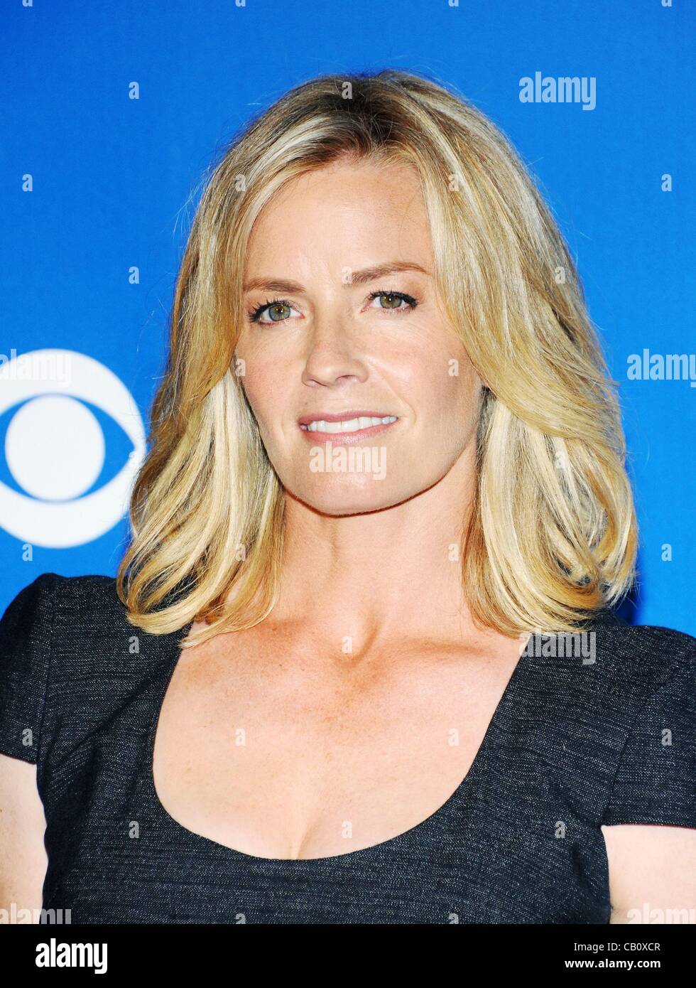Elisabeth Shue at arrivals for CBS Network Upfronts Presentation 2012 ...