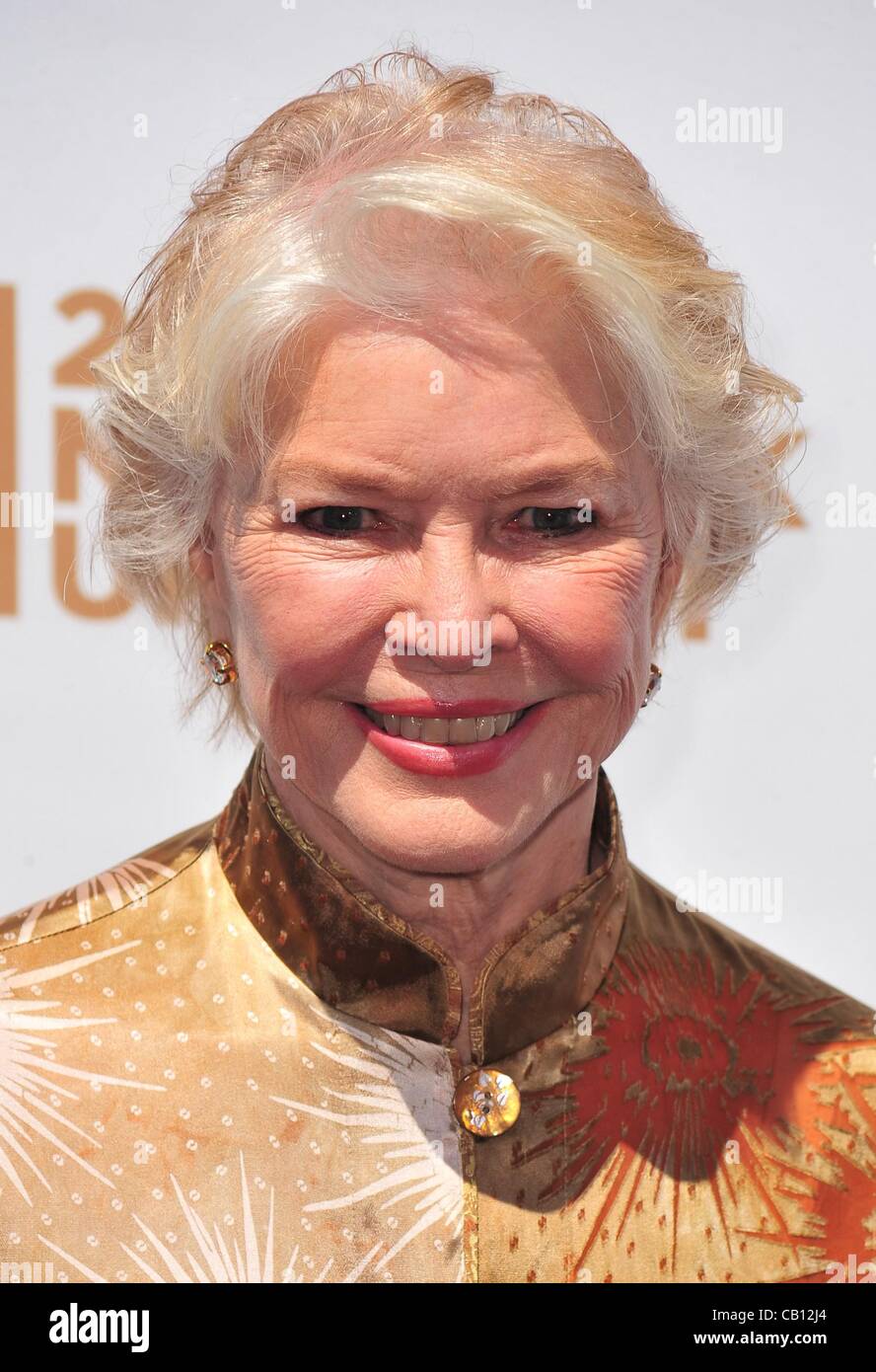 Ellen Burstyn at arrivals for USA Network 2012 Upfront Event, Alice ...