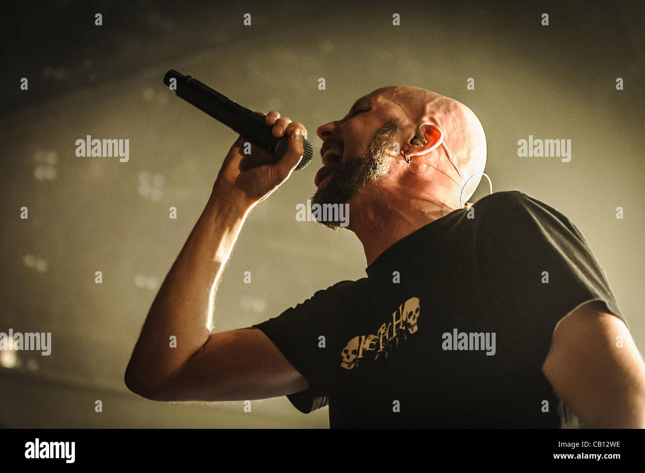 Extreme singer hi-res stock photography and images - Alamy
