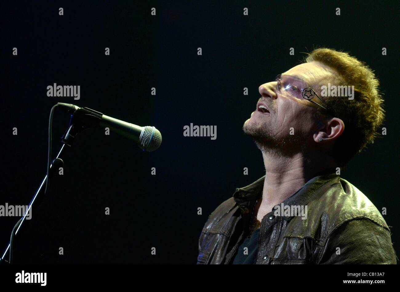 Bono in attendance for The Jazz Foundation of America Celebrates A ...