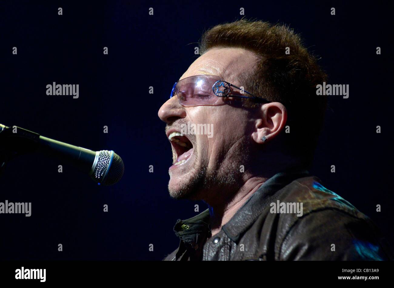 Bono in attendance for The Jazz Foundation of America Celebrates A ...