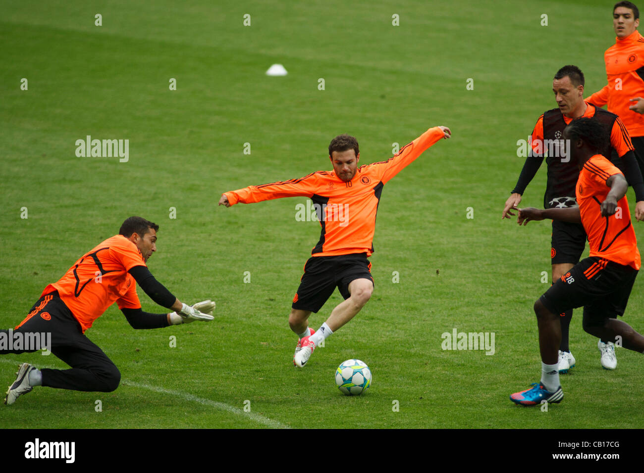 18/05/2012 Munich, Germany. Chelsea's Spanish midfielder Juan Mata ...