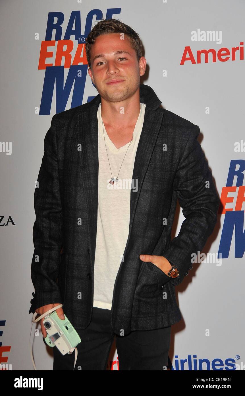 Shawn Pyfrom in attendance for 19th Annual Race to Erase MS Glam Rock ...