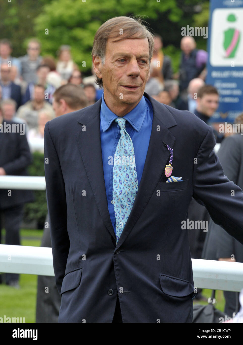 Trainer henry cecil at newbury racecourse High Resolution Stock ...