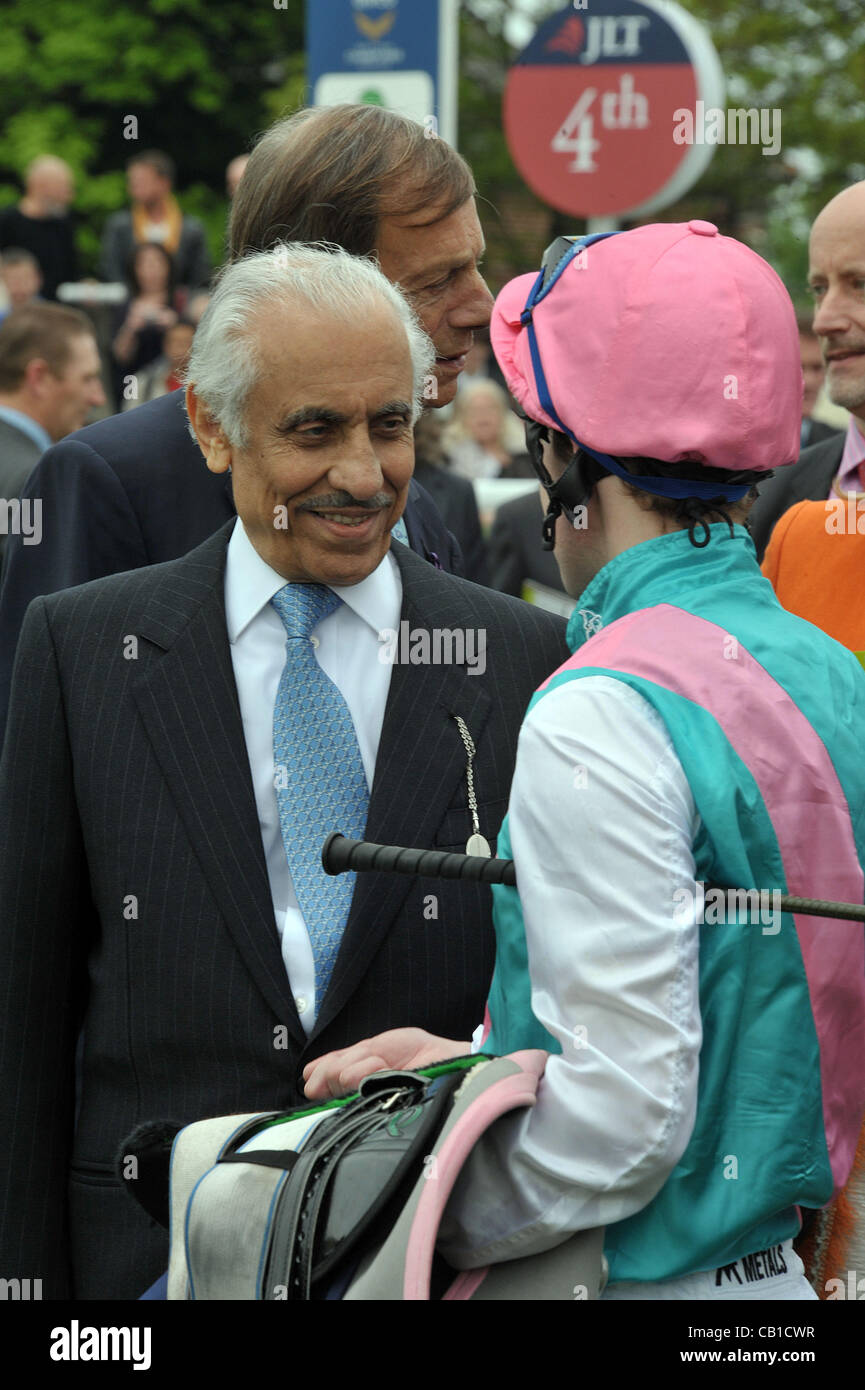 Jockey tom queally hi-res stock photography and images - Alamy