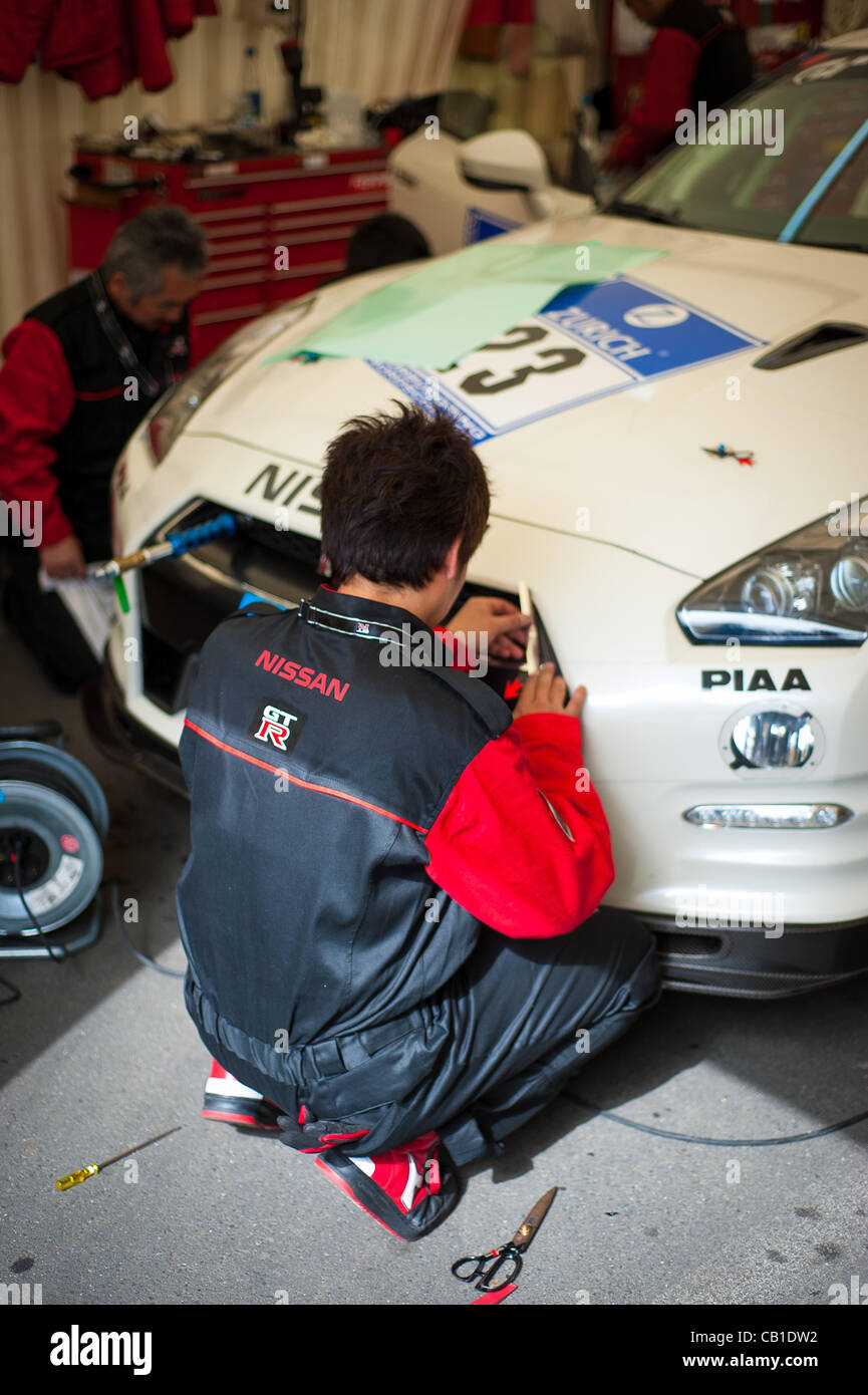 Crew for the Toshio Suzuki (JPN) / Tetsuya Tanaka (JPN) / Kazuki ...